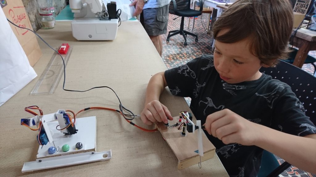 Mercredi Bidouille ! L'atelier bricolage pour les jeunes ! - La ...